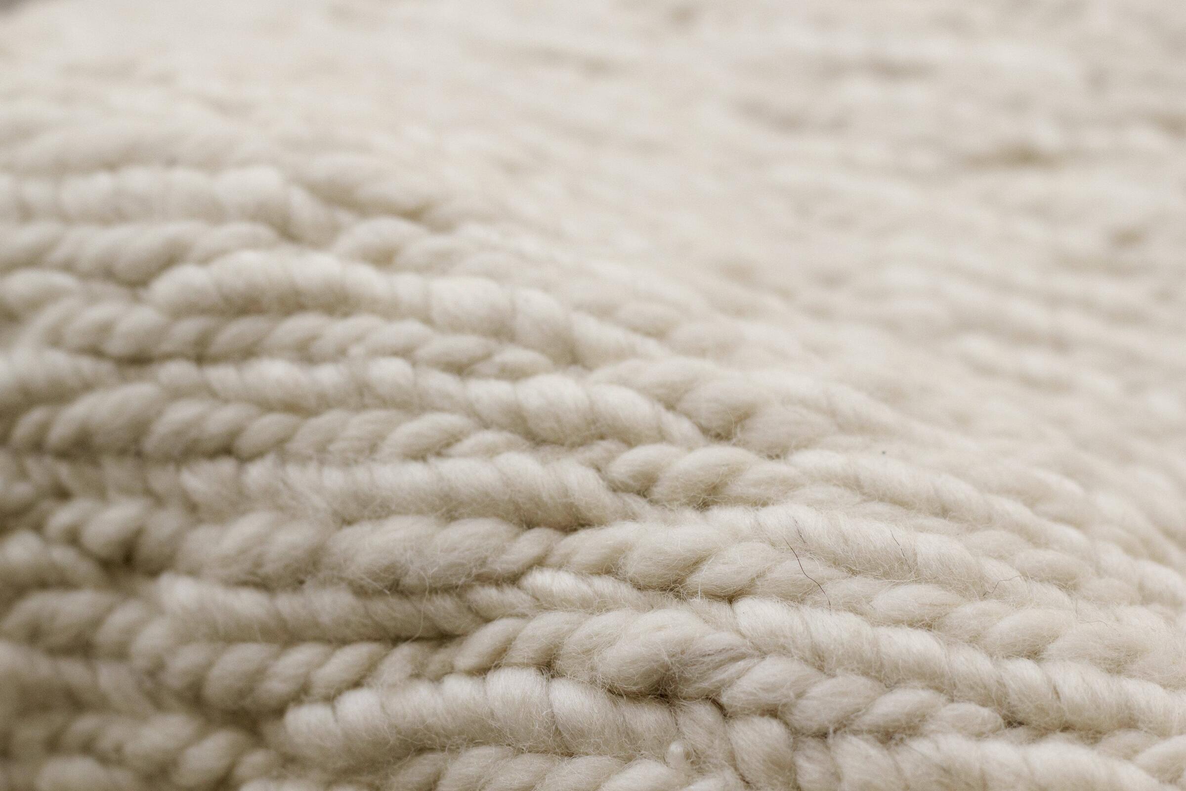 MOHAIR BRAID - IVORY / mohair braided / 27160, textures | WOVEN